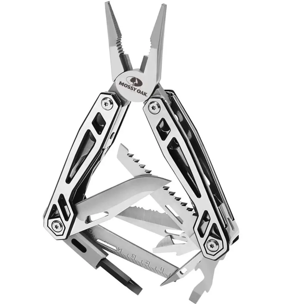 10 Best Fishing Multi Tools + Buying Guide [2022 Update] – All Fishing Gear